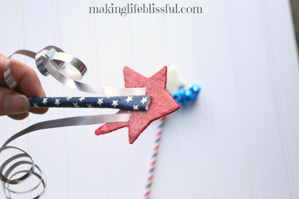 Patriotic Parade Wand Craft for Kids | Making Life Blissful
